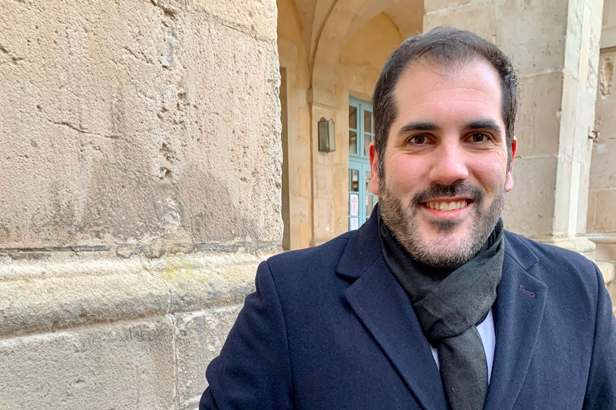 Javier Bernal, animateur des deux espaces de coworking - Maine Saosnois